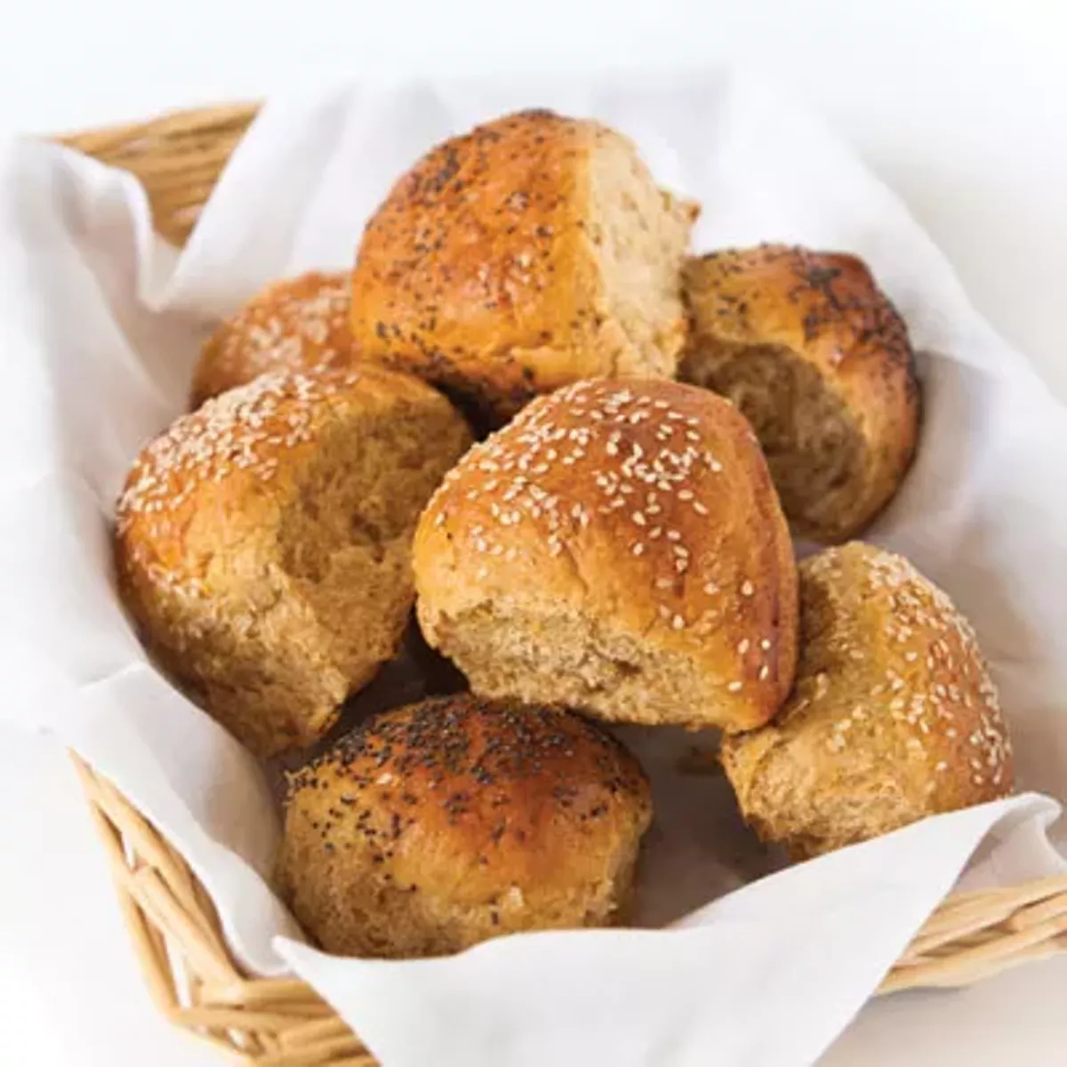 Anadama Rolls