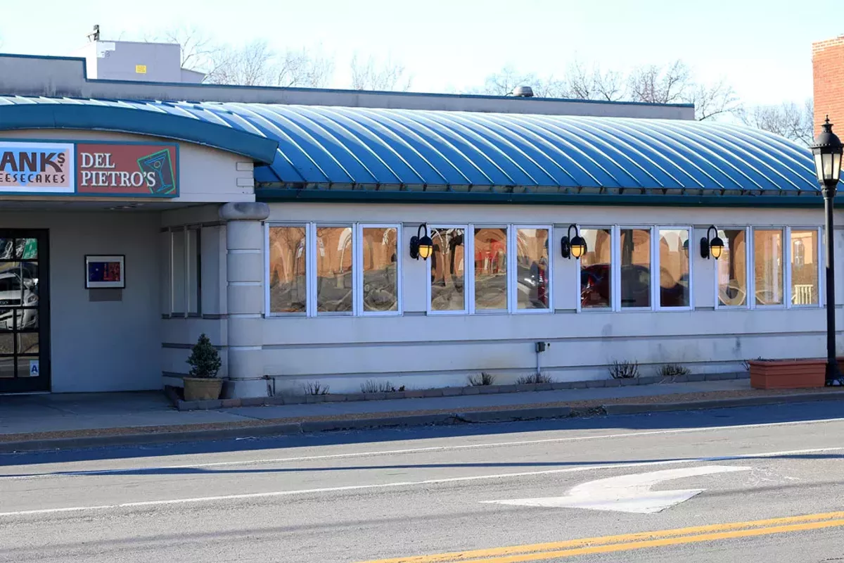 First Look: Del Pietro’s in Richmond Heights